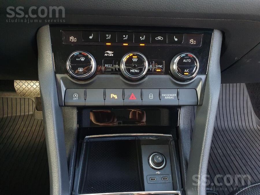 Pelēks Skoda Kodiaq 2024 Rīga, ar dzinēja tilpumu 1.50 L un nobraukumu 54 tūkst. km par 26900 €, foto 30 vietnē AUTOMOTO.COM.LV