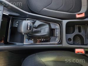 Pelēks Skoda Kodiaq 2024 Rīga, ar dzinēja tilpumu 1.50 L un nobraukumu 54 tūkst. km par 26900 €, foto 31 vietnē AUTOMOTO.COM.LV