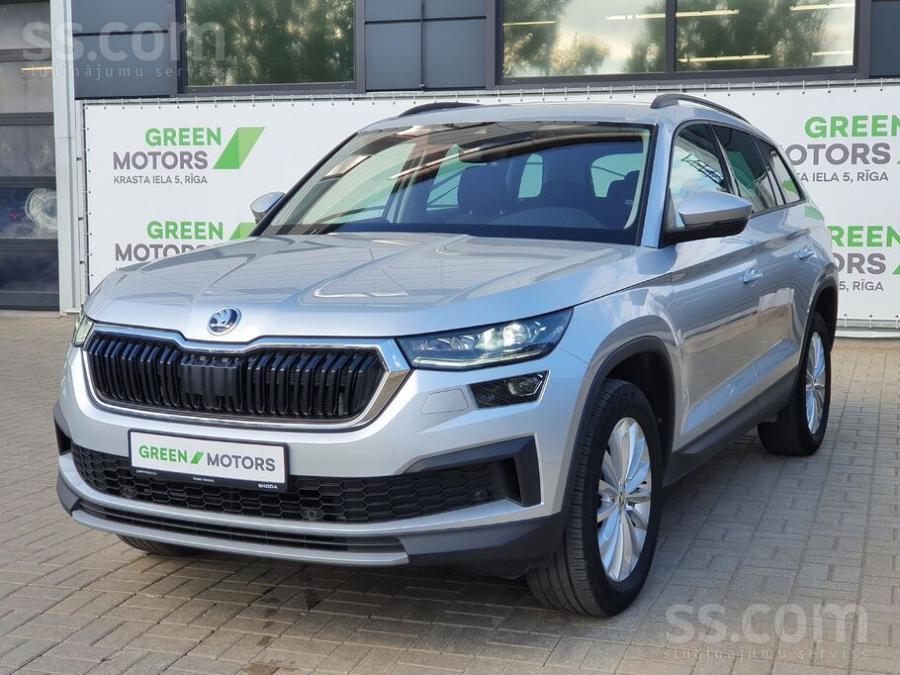 Pelēks Skoda Kodiaq 2024 Rīga, ar dzinēja tilpumu 1.50 L un nobraukumu 54 tūkst. km par 26900 €, foto 34 vietnē AUTOMOTO.COM.LV