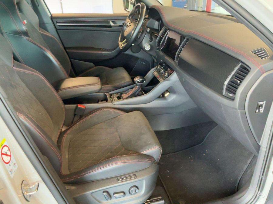 Pelēks Skoda Kodiaq 2024 Viļņa, ar dzinēja tilpumu 1.98 L un nobraukumu 152 tūkst. km par 33900 €, foto 11 vietnē AUTOMOTO.COM.LV