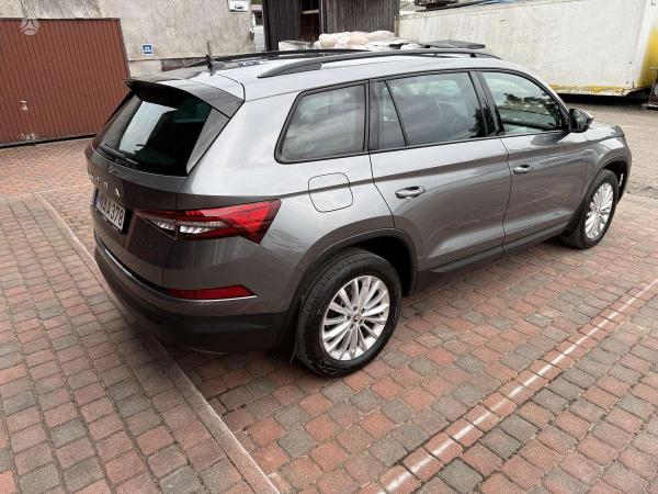 Grey Skoda Kodiaq 2024 in Panevezys, with an engine capacity of 1.97 L and mileage of 95 thousand km for 27300 €, photo 6 on AUTOMOTO.COM.LV