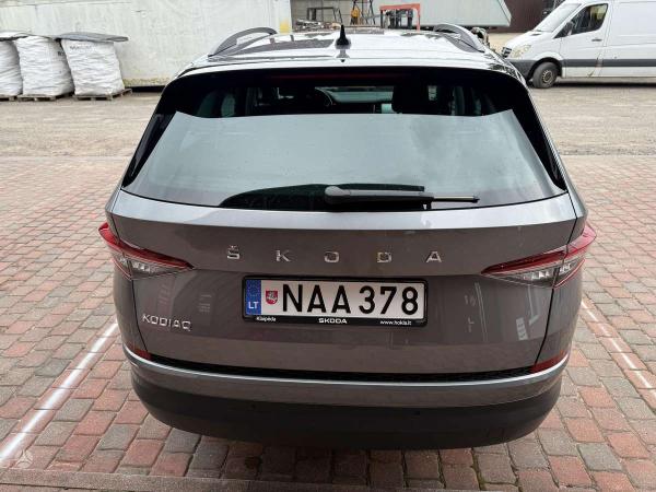 Grey Skoda Kodiaq 2024 in Panevezys, with an engine capacity of 1.97 L and mileage of 95 thousand km for 27300 €, photo 7 on AUTOMOTO.COM.LV