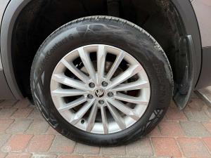 Серый Шкода Kodiaq 2024 в Паневежис, объемом двигателя 1.97 л и пробегом 95 тыс. км за 27300 €, фото 9 на AUTOMOTO.COM.LV