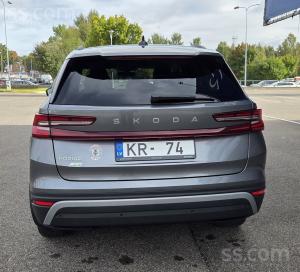 Pelēks Skoda Kodiaq 2024 Rīga, ar dzinēja tilpumu 1.50 L un nobraukumu 29 tūkst. km par 32500 €, foto 10 vietnē AUTOMOTO.COM.LV