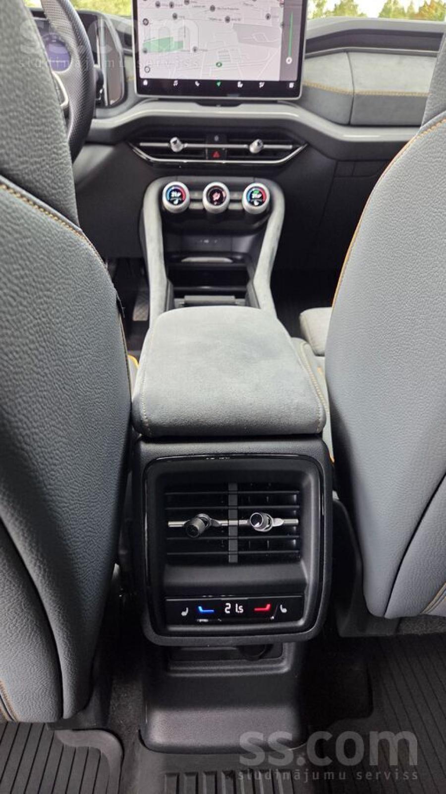 Pelēks Skoda Kodiaq 2024 Rīga, ar dzinēja tilpumu 1.50 L un nobraukumu 29 tūkst. km par 32500 €, foto 15 vietnē AUTOMOTO.COM.LV