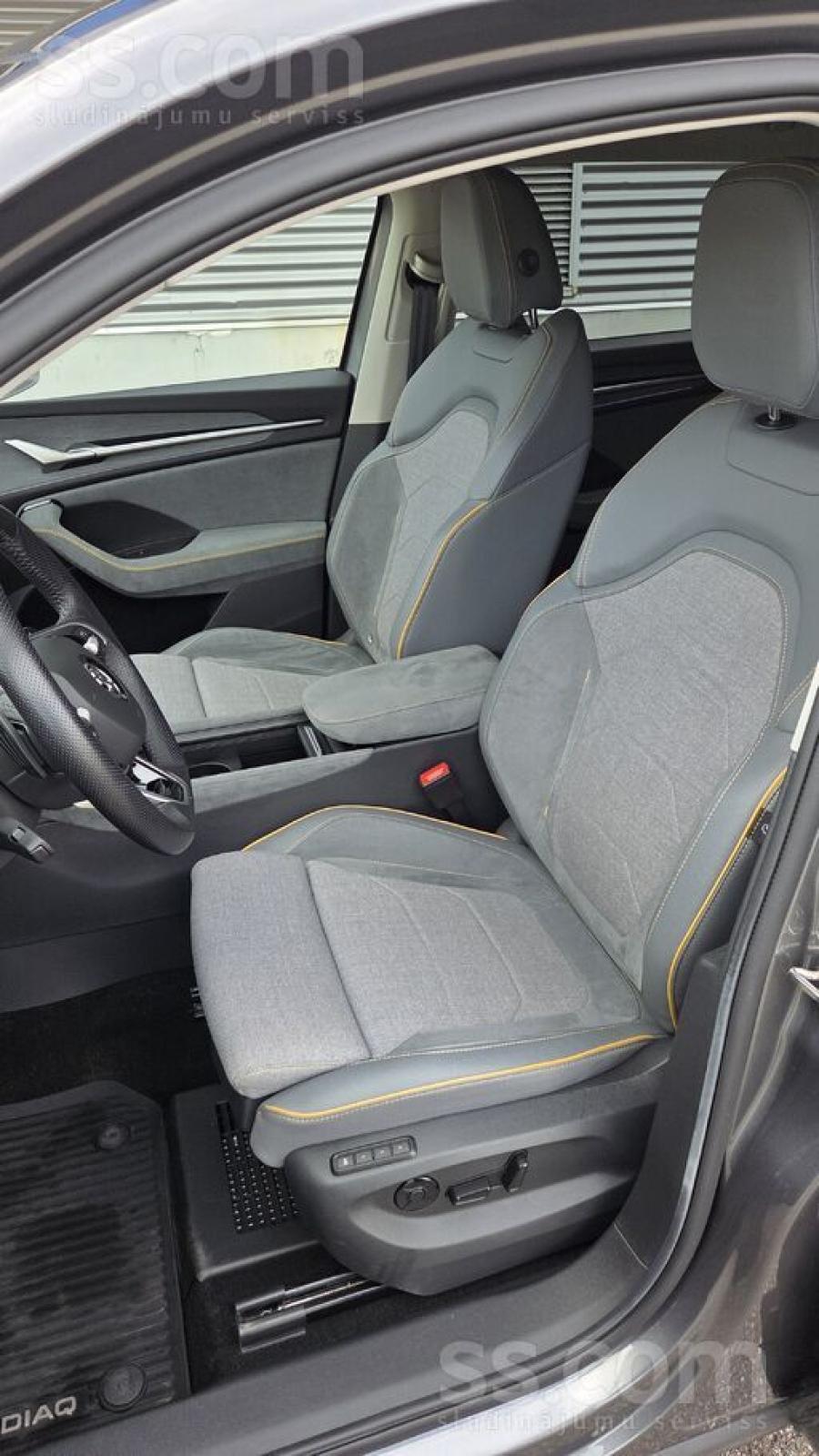 Pelēks Skoda Kodiaq 2024 Rīga, ar dzinēja tilpumu 1.50 L un nobraukumu 29 tūkst. km par 32500 €, foto 17 vietnē AUTOMOTO.COM.LV