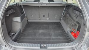 Pelēks Skoda Kodiaq 2024 Rīga, ar dzinēja tilpumu 1.50 L un nobraukumu 29 tūkst. km par 32500 €, foto 19 vietnē AUTOMOTO.COM.LV