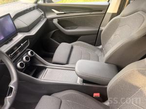 Grey Skoda Kodiaq 2024 in Ventspils, with an engine capacity of 2.00 L and mileage of 42 thousand km for 31500 €, photo 11 on AUTOMOTO.COM.LV