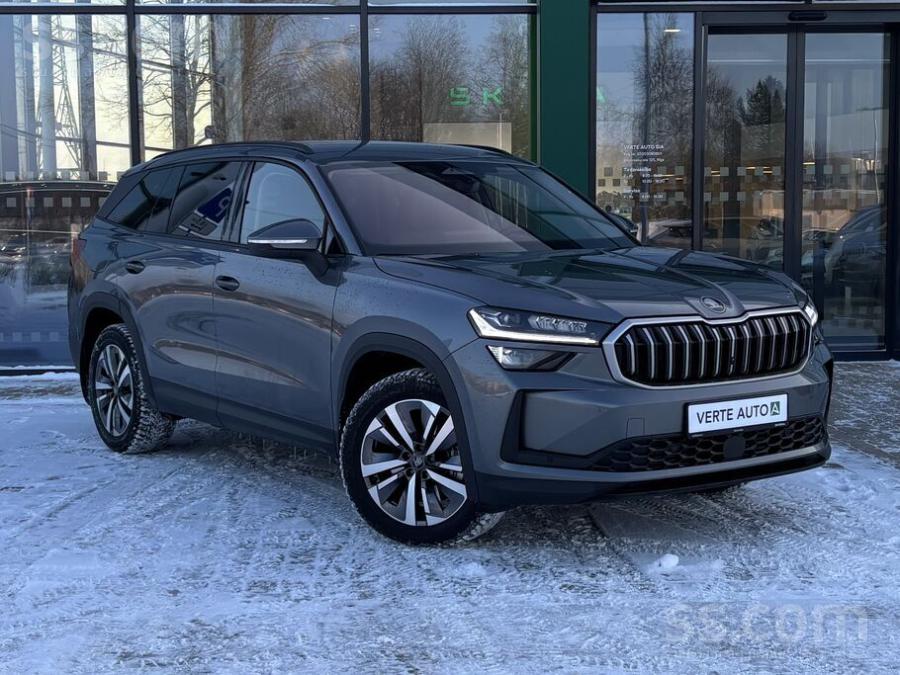 Pelēks Skoda Kodiaq 2025 Rīga, ar dzinēja tilpumu 2.00 L un nobraukumu 5 tūkst. km par 41890 €, foto 2 vietnē AUTOMOTO.COM.LV