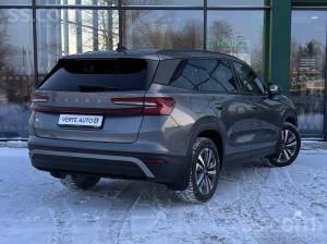 Pelēks Skoda Kodiaq 2025 Rīga, ar dzinēja tilpumu 2.00 L un nobraukumu 5 tūkst. km par 41890 €, foto 4 vietnē AUTOMOTO.COM.LV