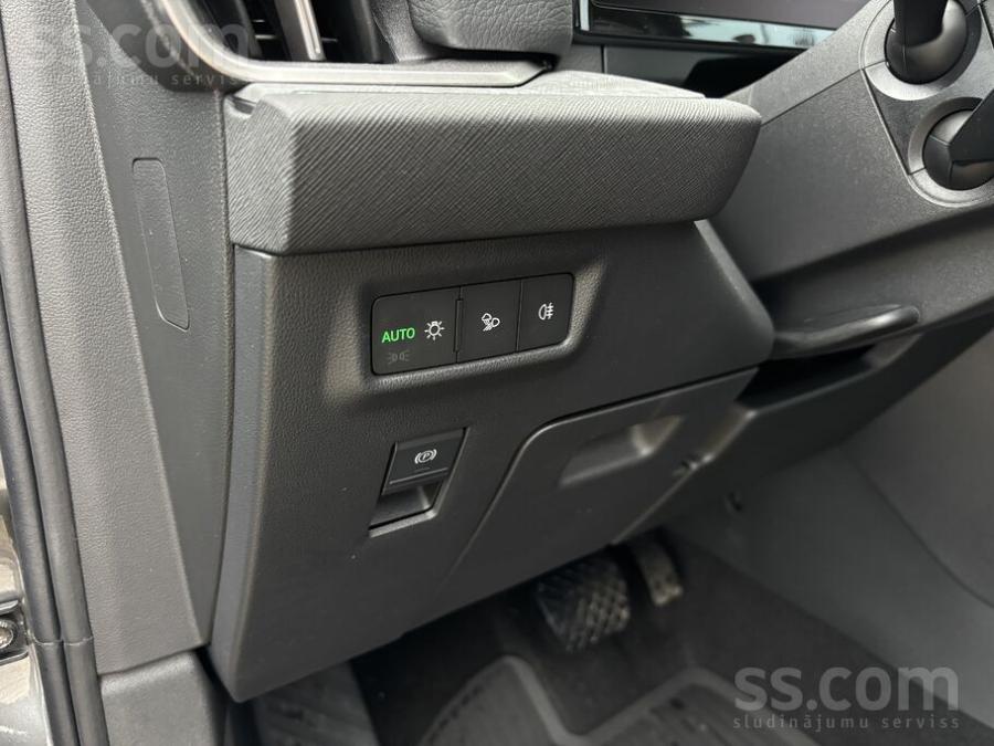 Pelēks Skoda Kodiaq 2025 Rīga, ar dzinēja tilpumu 2.00 L un nobraukumu 5 tūkst. km par 41890 €, foto 10 vietnē AUTOMOTO.COM.LV