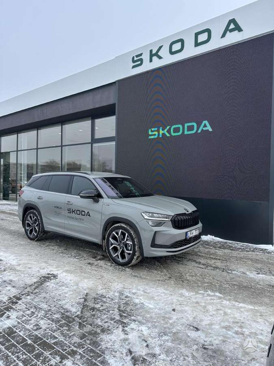 Grey Skoda Kodiaq 2025 in Klaipeda, with an engine capacity of 1.98 L and mileage of 9 thousand km for 47950 €, photo 2 on AUTOMOTO.COM.LV