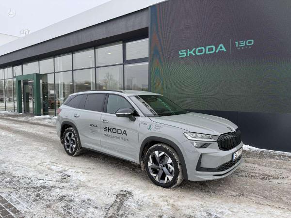 Pelēks Skoda Kodiaq 2025 Klaipėda, ar dzinēja tilpumu 1.50 L un nobraukumu 9 tūkst. km par 43500 €, foto 1 vietnē AUTOMOTO.COM.LV