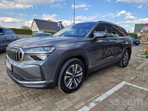 Grey Skoda Kodiaq 2025 in Jelgava, with an engine capacity of 1.50 L and mileage of 11 thousand km for 42000 €, photo 3 on AUTOMOTO.COM.LV