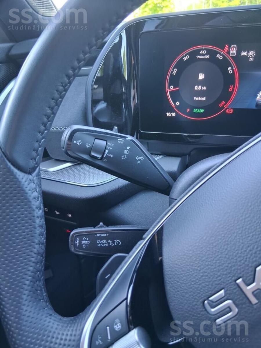 Pelēks Skoda Kodiaq 2025 Rīga, ar dzinēja tilpumu 1.50 L un nobraukumu 13 tūkst. km par 38900 €, foto 12 vietnē AUTOMOTO.COM.LV