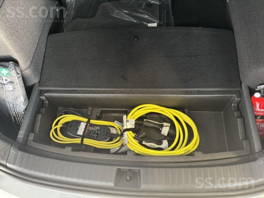 Grey Skoda Kodiaq 2025 in Valmiera, with an engine capacity of 1.50 L and mileage of 5 thousand km for 42700 €, photo 20 on AUTOMOTO.COM.LV