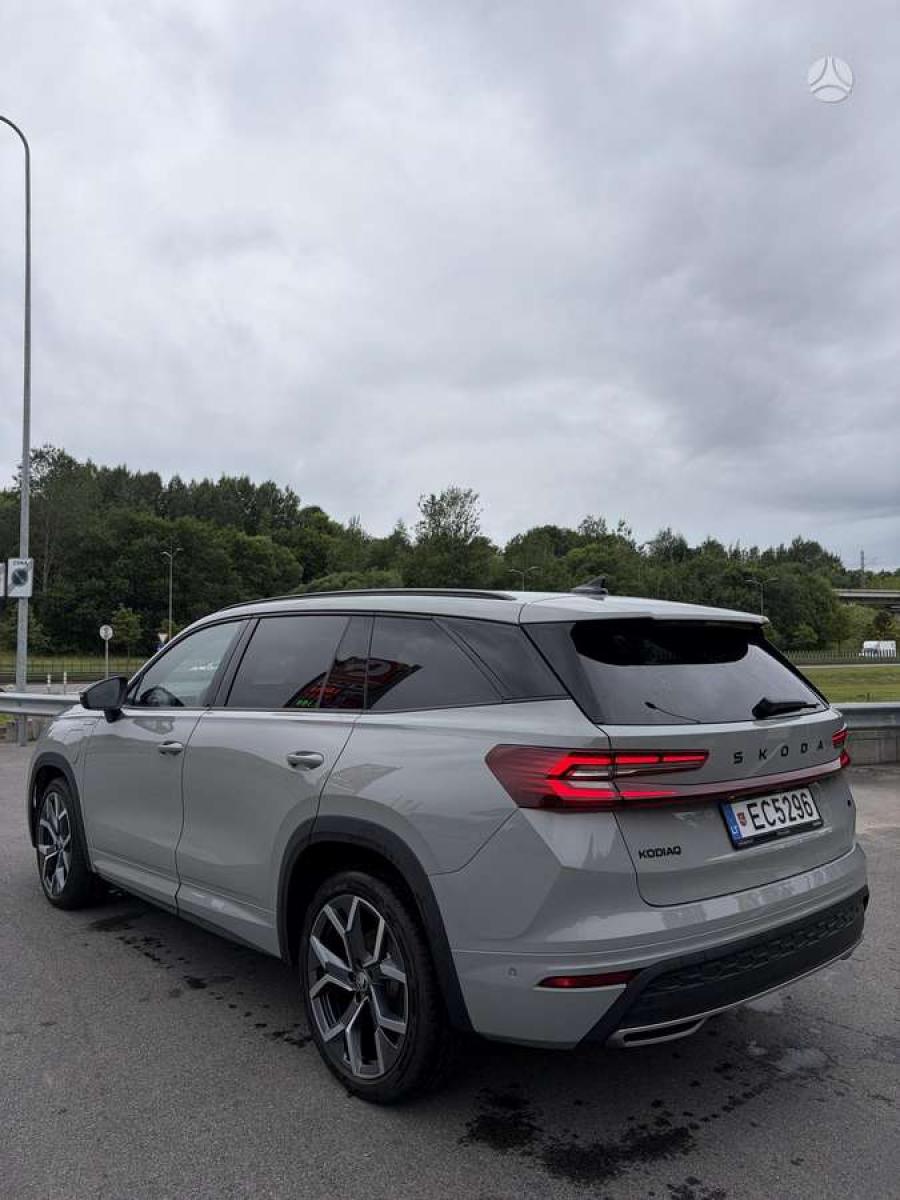 Серый Шкода Kodiaq 2025 в Вильнюс, объемом двигателя 1.50 л и пробегом 26 тыс. км за 43500 €, фото 6 на AUTOMOTO.COM.LV