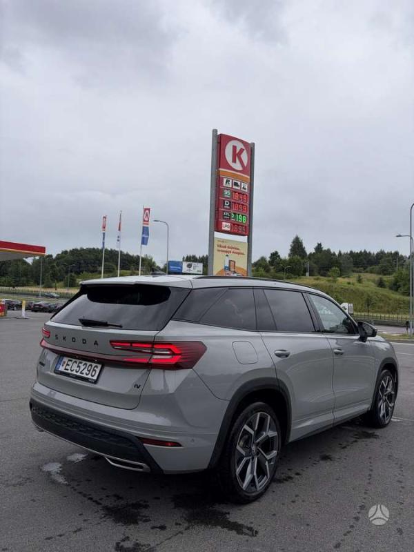 Серый Шкода Kodiaq 2025 в Вильнюс, объемом двигателя 1.50 л и пробегом 26 тыс. км за 43500 €, фото 7 на AUTOMOTO.COM.LV