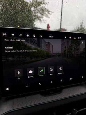 Серый Шкода Kodiaq 2025 в Вильнюс, объемом двигателя 1.50 л и пробегом 26 тыс. км за 43500 €, фото 22 на AUTOMOTO.COM.LV