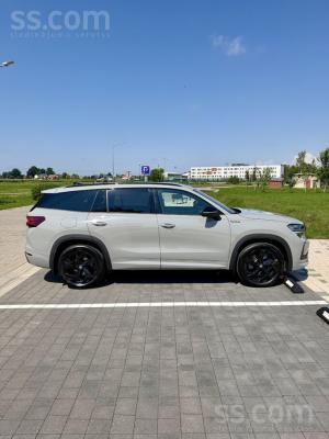 Pelēks Skoda Kodiaq 2025 Rīga, ar dzinēja tilpumu 2.00 L un nobraukumu 30 tūkst. km par 43000 €, foto 5 vietnē AUTOMOTO.COM.LV