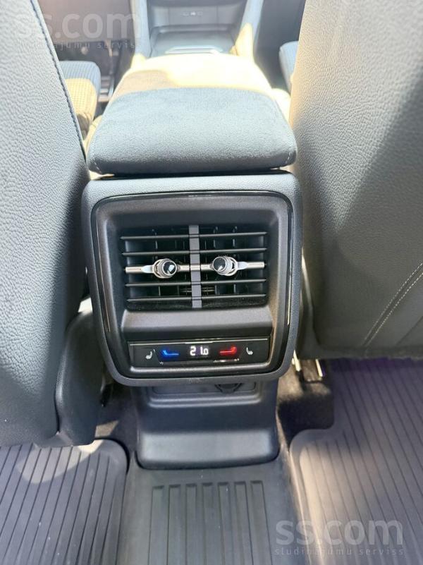 Grey Skoda Kodiaq 2025 in Riga, with an engine capacity of 2.00 L and mileage of 30 thousand km for 43000 €, photo 8 on AUTOMOTO.COM.LV