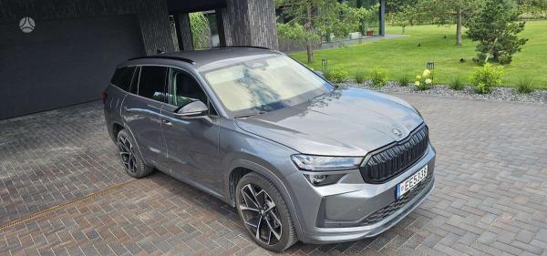 Pelēks Skoda Kodiaq 2025 Kauņa, ar dzinēja tilpumu 1.50 L un nobraukumu 23 tūkst. km par 41000 €, foto 1 vietnē AUTOMOTO.COM.LV