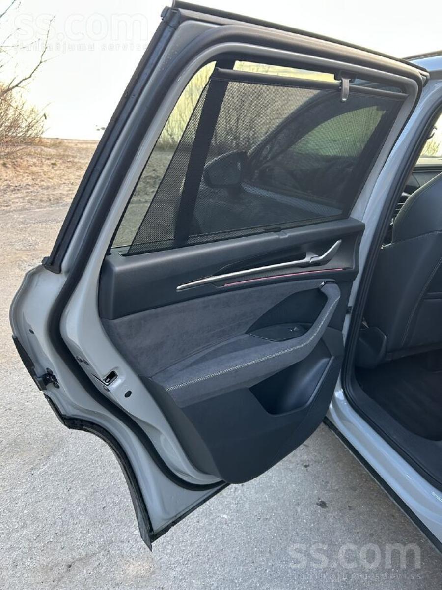 Pelēks Skoda Kodiaq 2025 Rīga, ar dzinēja tilpumu 1.50 L un nobraukumu 21 tūkst. km par 40900 €, foto 10 vietnē AUTOMOTO.COM.LV