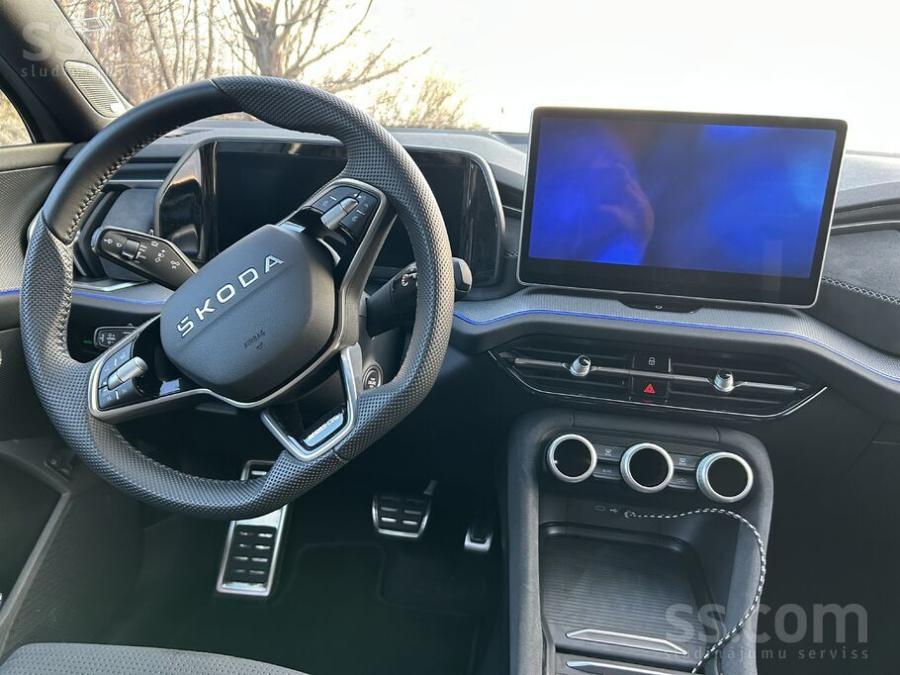 Pelēks Skoda Kodiaq 2025 Rīga, ar dzinēja tilpumu 1.50 L un nobraukumu 21 tūkst. km par 40900 €, foto 13 vietnē AUTOMOTO.COM.LV