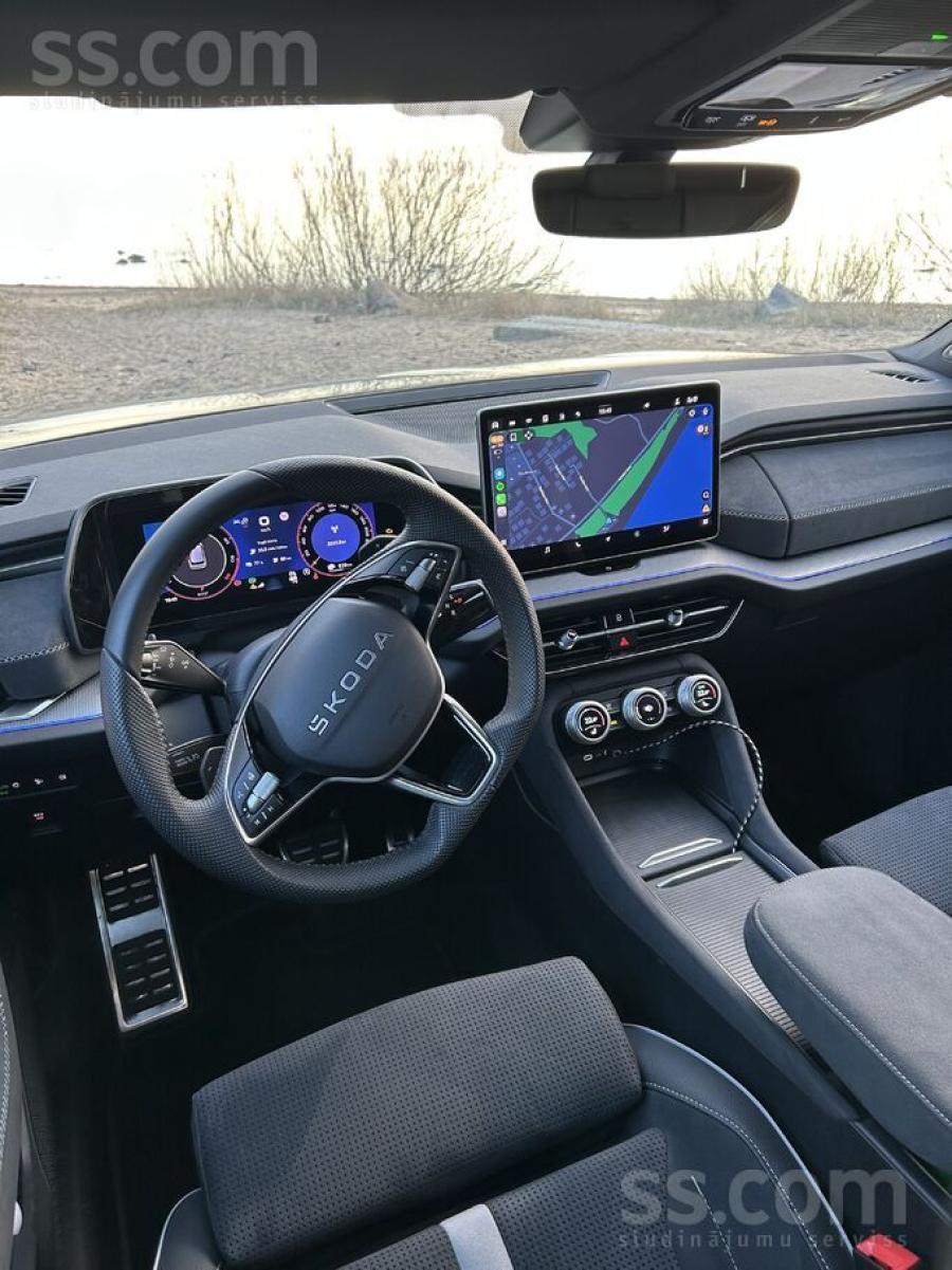 Pelēks Skoda Kodiaq 2025 Rīga, ar dzinēja tilpumu 1.50 L un nobraukumu 21 tūkst. km par 40900 €, foto 14 vietnē AUTOMOTO.COM.LV
