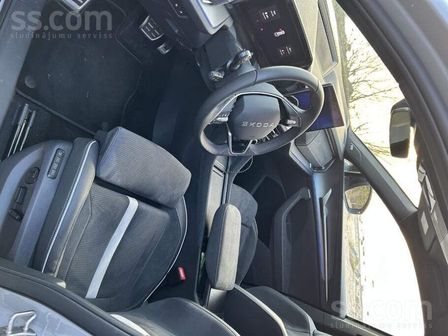 Pelēks Skoda Kodiaq 2025 Rīga, ar dzinēja tilpumu 1.50 L un nobraukumu 21 tūkst. km par 40900 €, foto 18 vietnē AUTOMOTO.COM.LV
