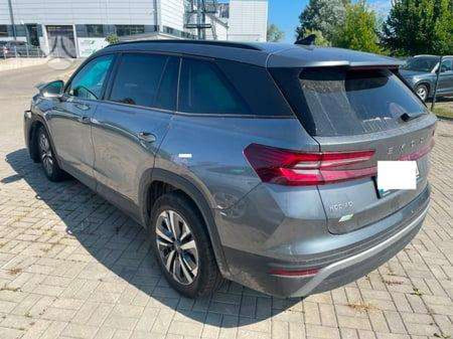 Pelēks Skoda Kodiaq 2025 Kauņa, ar dzinēja tilpumu 1.50 L un nobraukumu 41 tūkst. km par 25650 €, foto 5 vietnē AUTOMOTO.COM.LV
