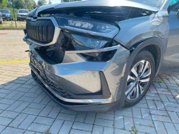 Pelēks Skoda Kodiaq 2025 Kauņa, ar dzinēja tilpumu 1.50 L un nobraukumu 41 tūkst. km par 25650 €, foto 7 vietnē AUTOMOTO.COM.LV