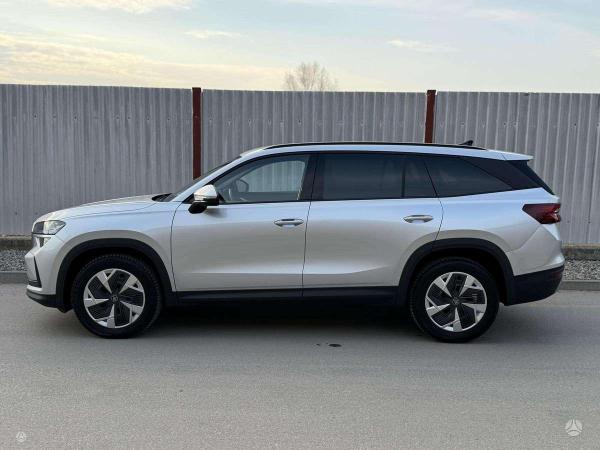 Grey Skoda Kodiaq 2025 in Vilkaviskis, with an engine capacity of 1.97 L and mileage of 5 thousand km for 38000 €, photo 3 on AUTOMOTO.COM.LV