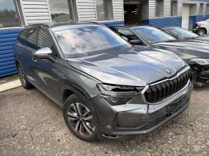 Grey Skoda Kodiaq 2025 in Kaunas, with an engine capacity of 1.50 L and mileage of 41 thousand km for 25250 €, photo 4 on AUTOMOTO.COM.LV
