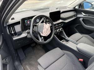 Grey Skoda Kodiaq 2025 in Kaunas, with an engine capacity of 1.50 L and mileage of 41 thousand km for 25250 €, photo 8 on AUTOMOTO.COM.LV