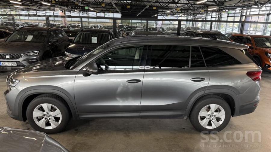 Серый Шкода Kodiaq 2025 в Рига, объемом двигателя 2.00 л и пробегом 25 тыс. км за 39900 €, фото 3 на AUTOMOTO.COM.LV