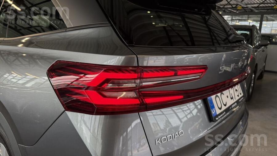 Серый Шкода Kodiaq 2025 в Рига, объемом двигателя 2.00 л и пробегом 25 тыс. км за 39900 €, фото 12 на AUTOMOTO.COM.LV