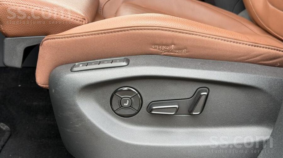 Grey Skoda Kodiaq 2025 in Riga, with an engine capacity of 2.00 L and mileage of 36 thousand km for 41900 €, photo 15 on AUTOMOTO.COM.LV