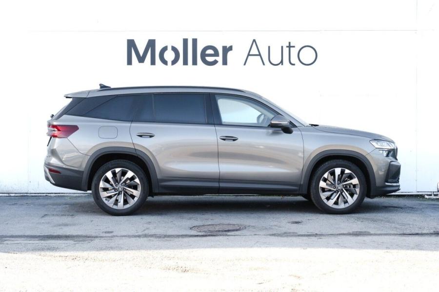 Pelēks Skoda Kodiaq 2025 Rīga, ar dzinēja tilpumu 1.50 L un nobraukumu 21 tūkst. km par 32950 €, foto 11 vietnē AUTOMOTO.COM.LV
