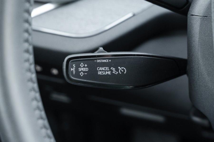 Pelēks Skoda Kodiaq 2025 Rīga, ar dzinēja tilpumu 1.50 L un nobraukumu 21 tūkst. km par 32950 €, foto 26 vietnē AUTOMOTO.COM.LV