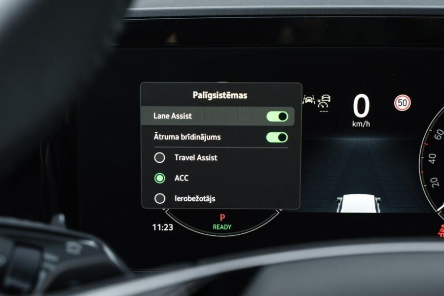Pelēks Skoda Kodiaq 2025 Rīga, ar dzinēja tilpumu 1.50 L un nobraukumu 21 tūkst. km par 32950 €, foto 33 vietnē AUTOMOTO.COM.LV