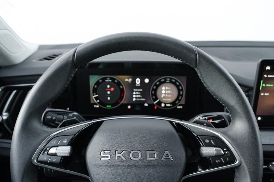 Pelēks Skoda Kodiaq 2025 Rīga, ar dzinēja tilpumu 1.50 L un nobraukumu 21 tūkst. km par 32950 €, foto 38 vietnē AUTOMOTO.COM.LV