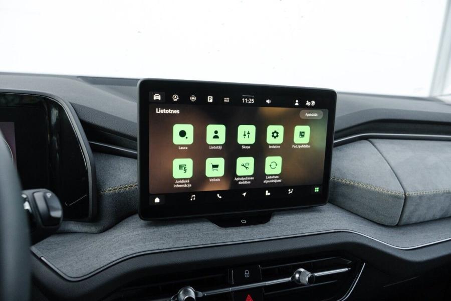 Pelēks Skoda Kodiaq 2025 Rīga, ar dzinēja tilpumu 1.50 L un nobraukumu 21 tūkst. km par 32950 €, foto 44 vietnē AUTOMOTO.COM.LV