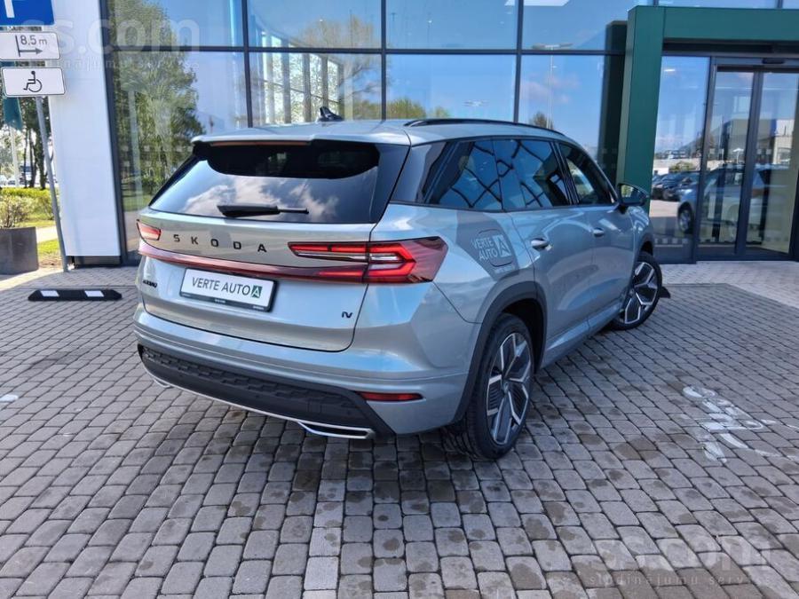 Grey Skoda Kodiaq 2026 in Riga, with an engine capacity of 1.50 L and mileage of 4 thousand km for 42900 €, photo 5 on AUTOMOTO.COM.LV
