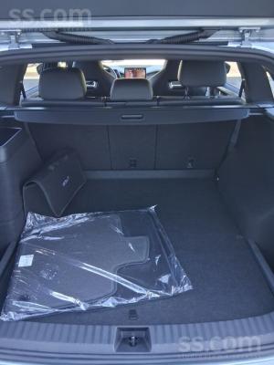 Grey Skoda Kodiaq 2026 in Riga, with an engine capacity of 1.50 L and mileage of 4 thousand km for 42900 €, photo 24 on AUTOMOTO.COM.LV