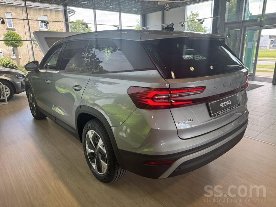 Серый Шкода Kodiaq 2026 в Валмиера, объемом двигателя 1.50 л и пробегом 5 тыс. км за 41650 €, фото 5 на AUTOMOTO.COM.LV