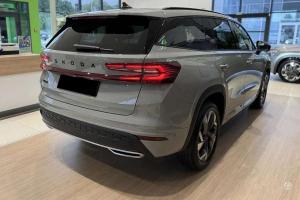Pelēks Skoda Kodiaq 2026 Panevēža, ar dzinēja tilpumu 1.97 L un nobraukumu 5 tūkst. km par 47470 €, foto 4 vietnē AUTOMOTO.COM.LV