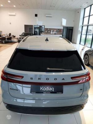 Pelēks Skoda Kodiaq 2026 Panevēža, ar dzinēja tilpumu 1.97 L un nobraukumu 5 tūkst. km par 47470 €, foto 9 vietnē AUTOMOTO.COM.LV