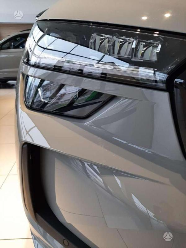 Pelēks Skoda Kodiaq 2026 Panevēža, ar dzinēja tilpumu 1.97 L un nobraukumu 5 tūkst. km par 47470 €, foto 10 vietnē AUTOMOTO.COM.LV
