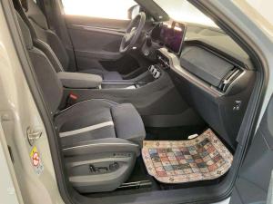 Grey Skoda Kodiaq 2026 in Vilnius, with an engine capacity of 1.97 L and mileage of 1 thousand km for 48590 €, photo 9 on AUTOMOTO.COM.LV